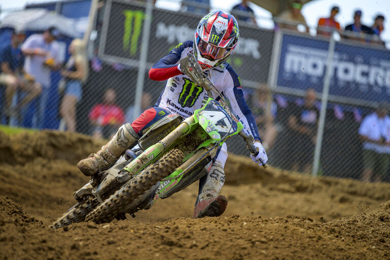 Levi Kitchen | Bell Helmets®